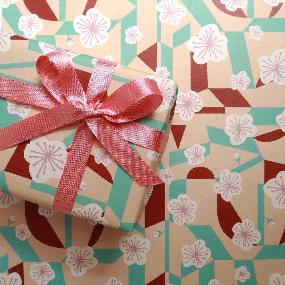 REGARO PAPIRO / Wrapping Paper -White Plum /5 sheets – PAPER SHOP JAPAN
