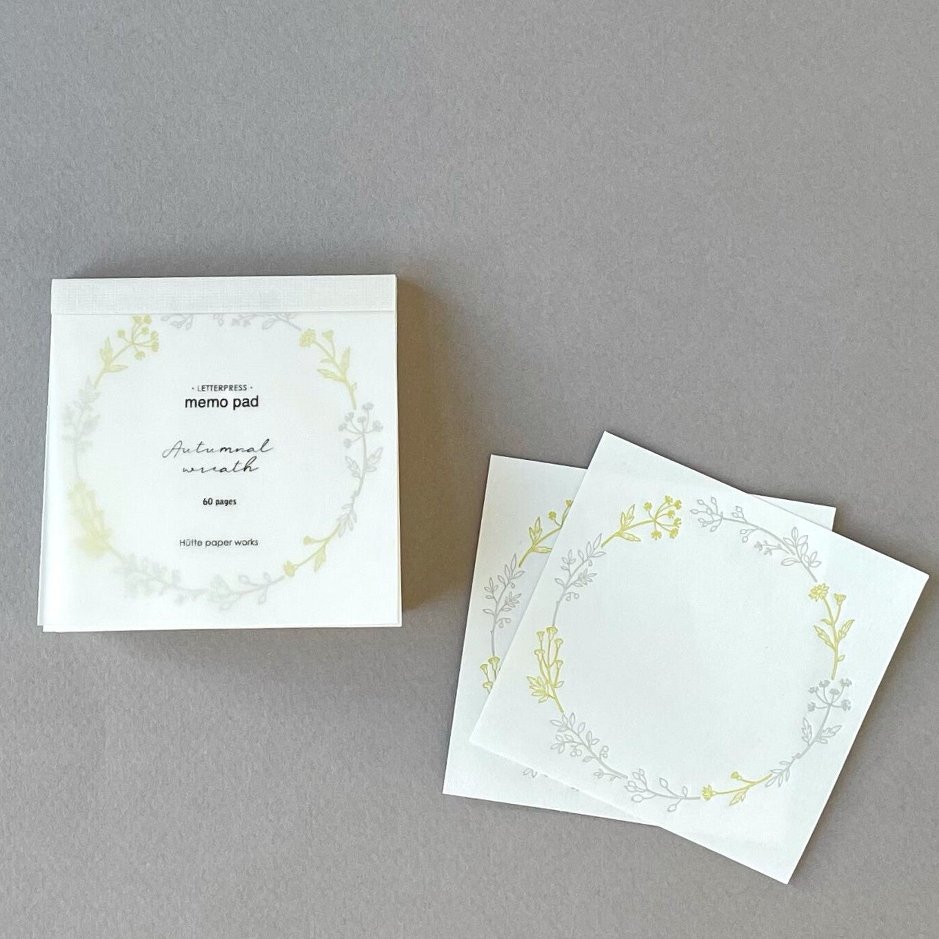 Hutte paper works / Memo Pad (square) -wreath – PAPER SHOP JAPAN